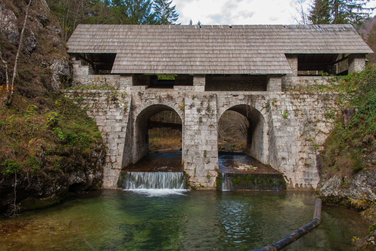 Vabilo na pohod po poti klavžarskega laufarja, sobota, 15. oktober 2022 ...